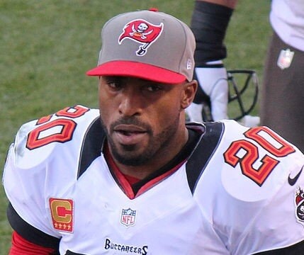 Ronde Barber is 13th member of Virginia Sports Hall of Fame enshrined ...