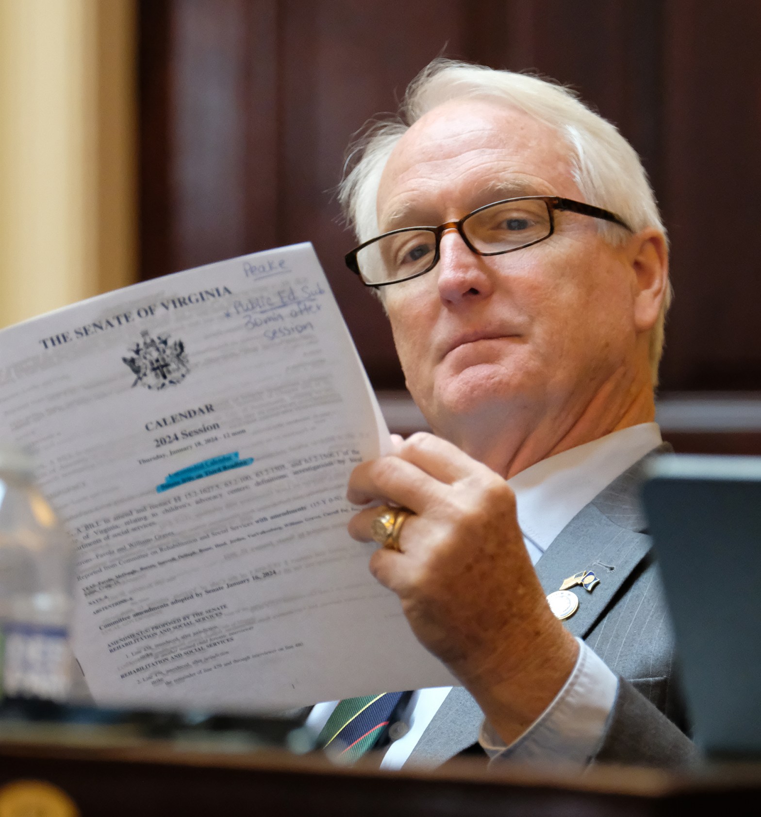 Accidents involving horse-drawn buggies prompts bill — and concerns ...