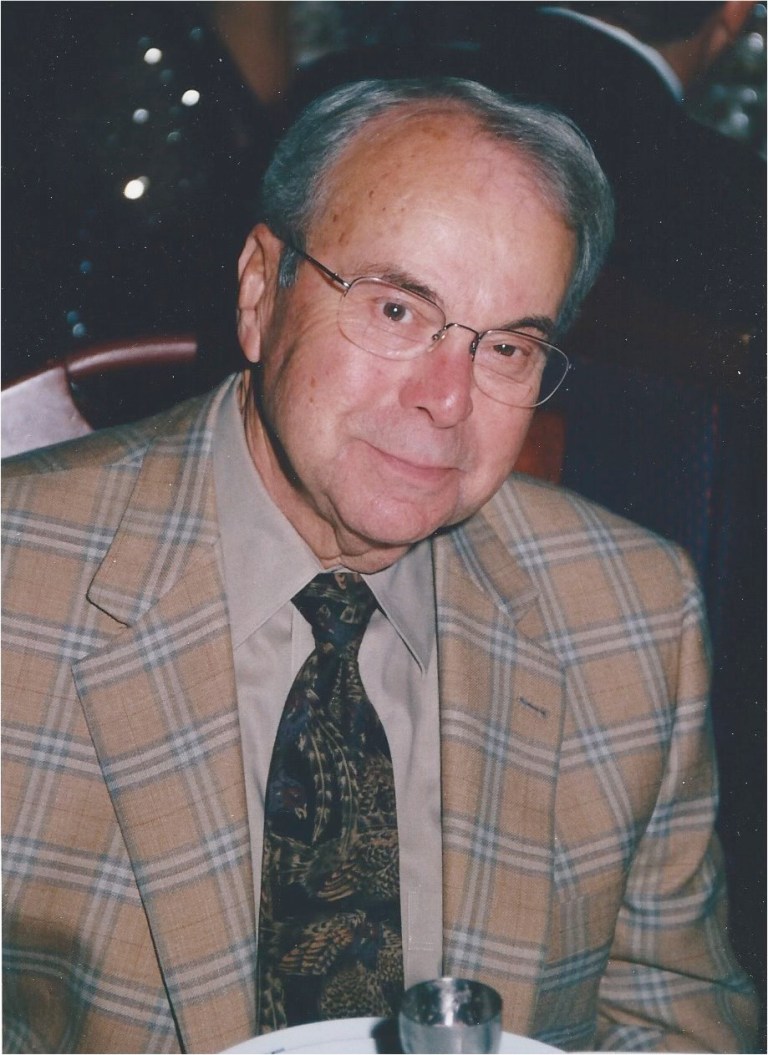 Maury Strauss, philanthropist and a 'giant' of Roanoke, dies at 99 ...