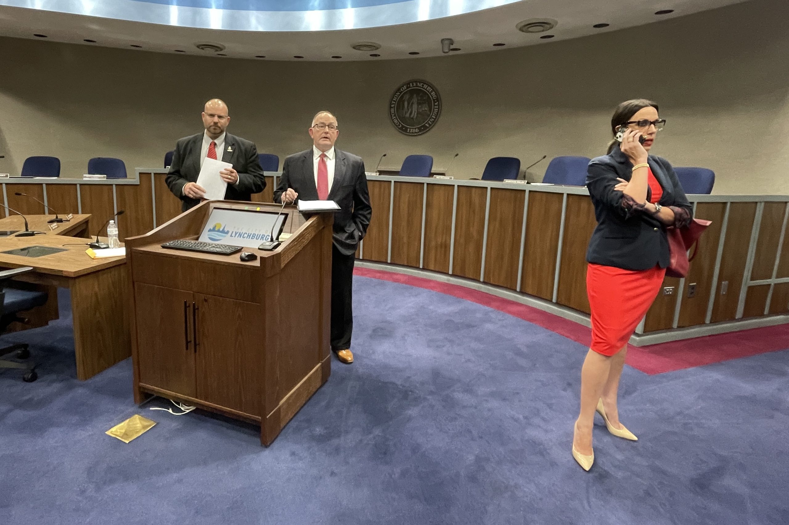 Lynchburg City Council special meeting fizzles, but tensions continue ...