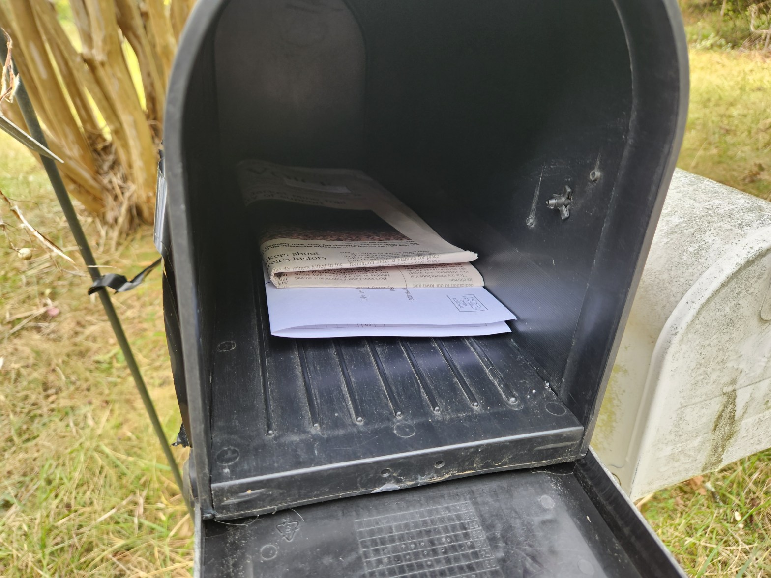 4 things to know about the Postal Service plan to slow rural mail ...