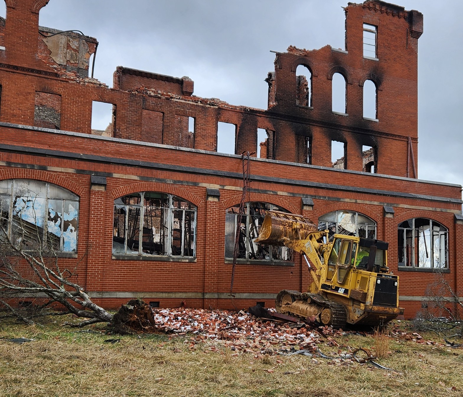 Demolition underway after fire at Virginia Intermont campus in Bristol ...